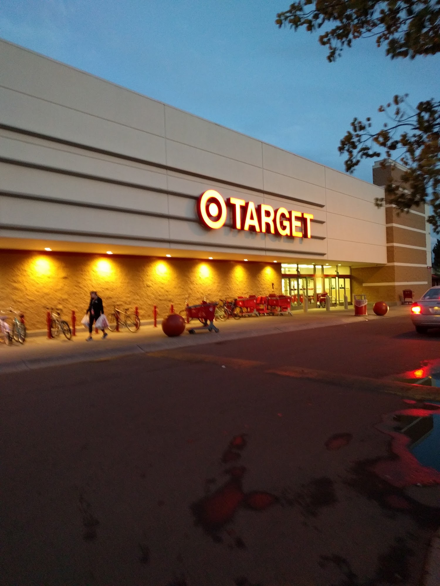 TARGET - 1650 S Milton Rd, Flagstaff AZ - Hours, Directions, Reviews ...