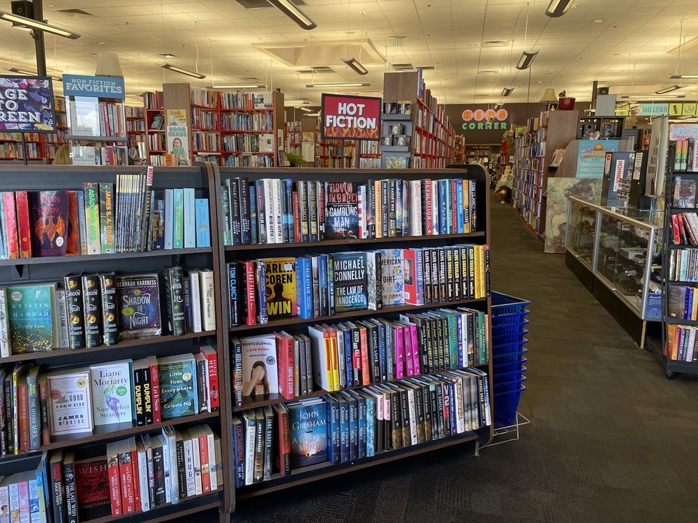 BOOKMANS PHOENIX ENTERTAINMENT EXCHANGE - Phoenix AZ - Hours ...