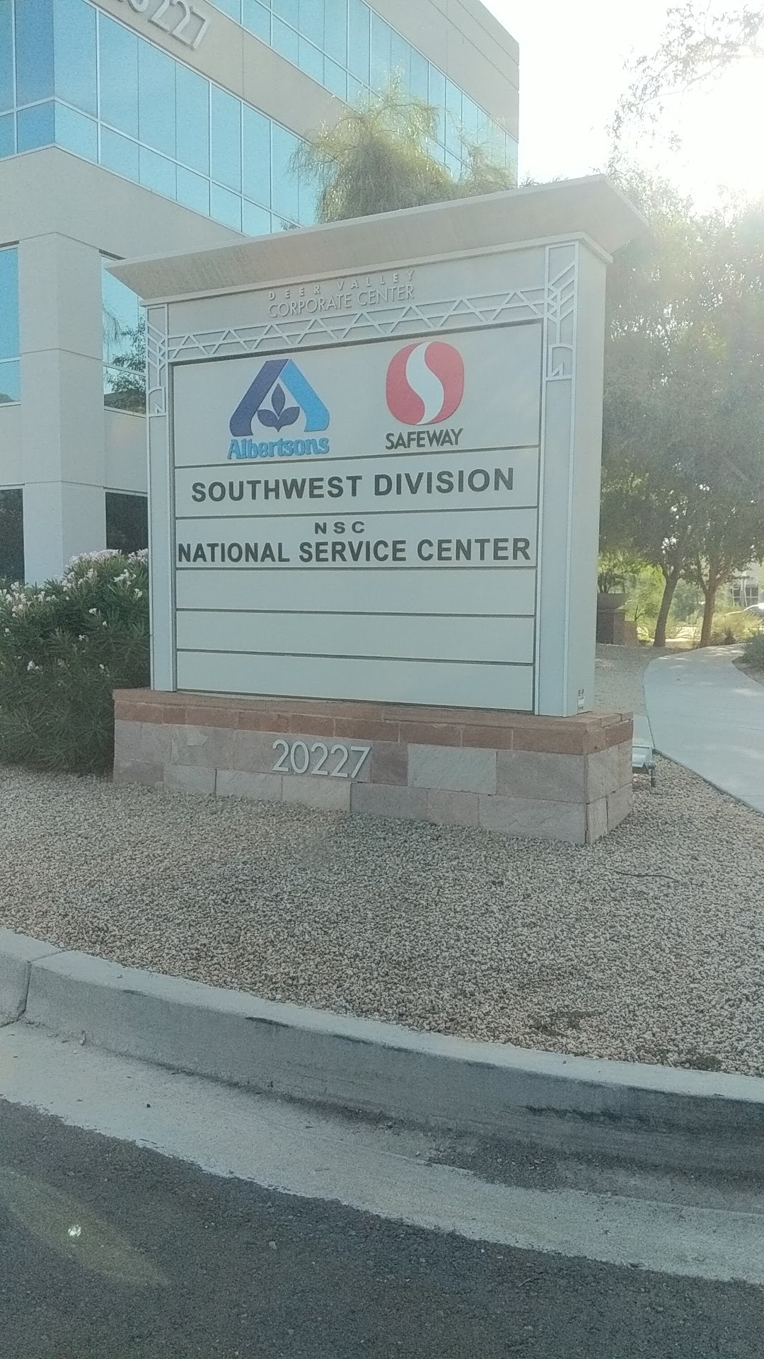SAFEWAY CORPORATE OFFICE - Phoenix AZ - Hours, Directions, Reviews ...