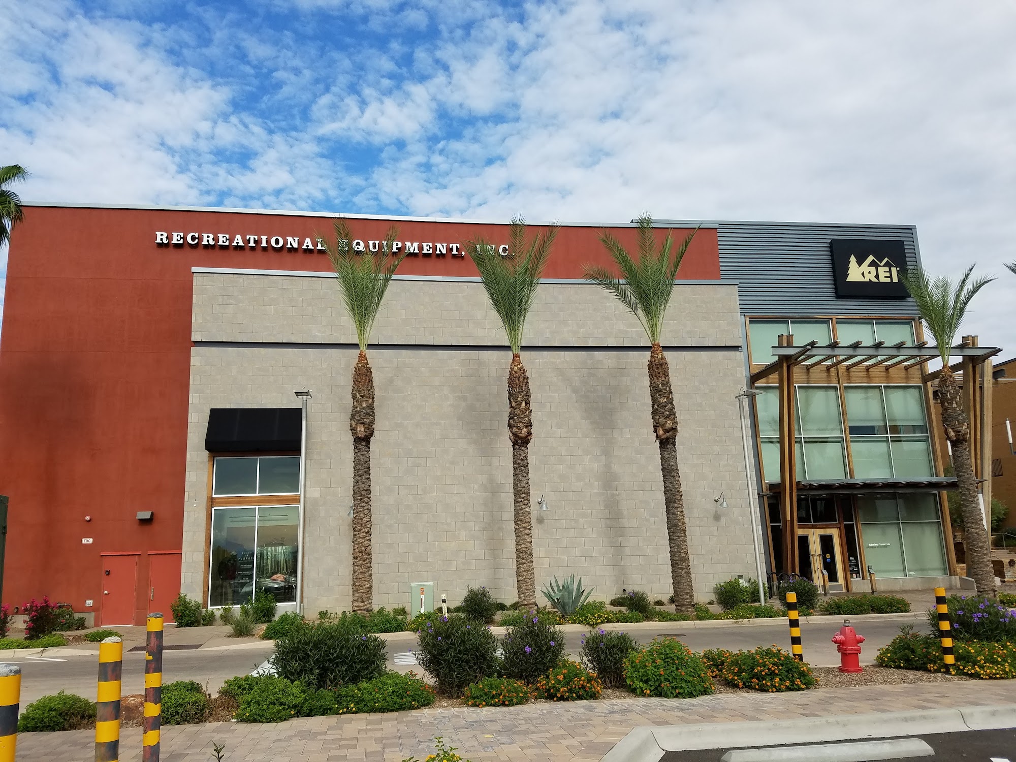 REI - 160 W Wetmore Rd, Tucson AZ - Hours, Directions, Reviews - Loc8NearMe