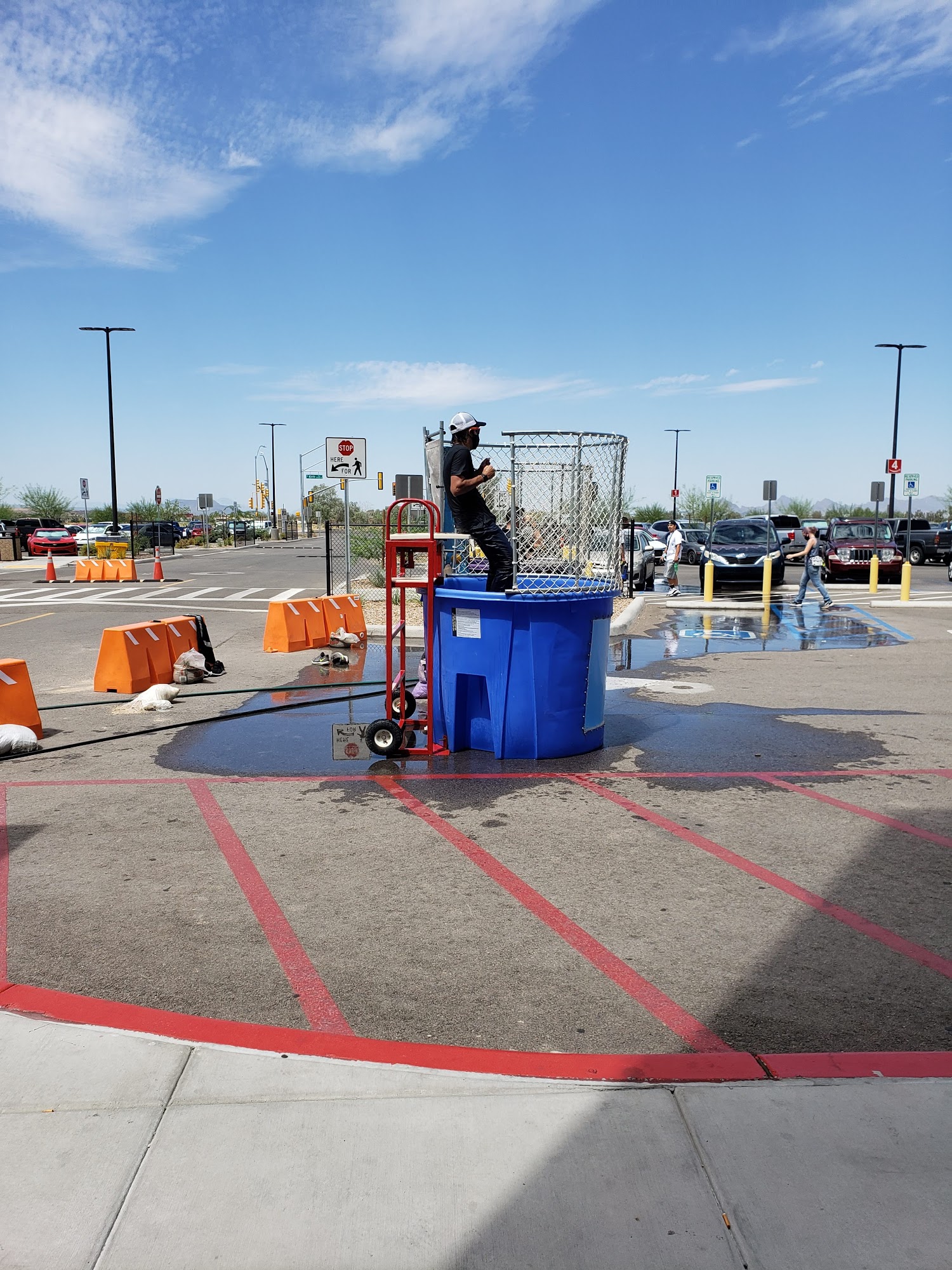 AMAZON FULFILLMENT CENTER - TUS2 - Tucson AZ - Hours, Directions ...