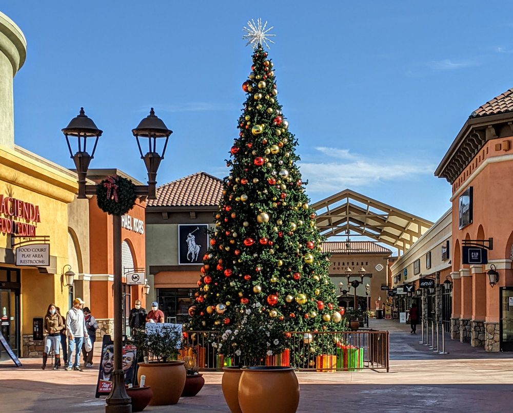 OUTLETS AT TEJON - Arvin CA - Hours, Directions, Reviews - Loc8NearMe