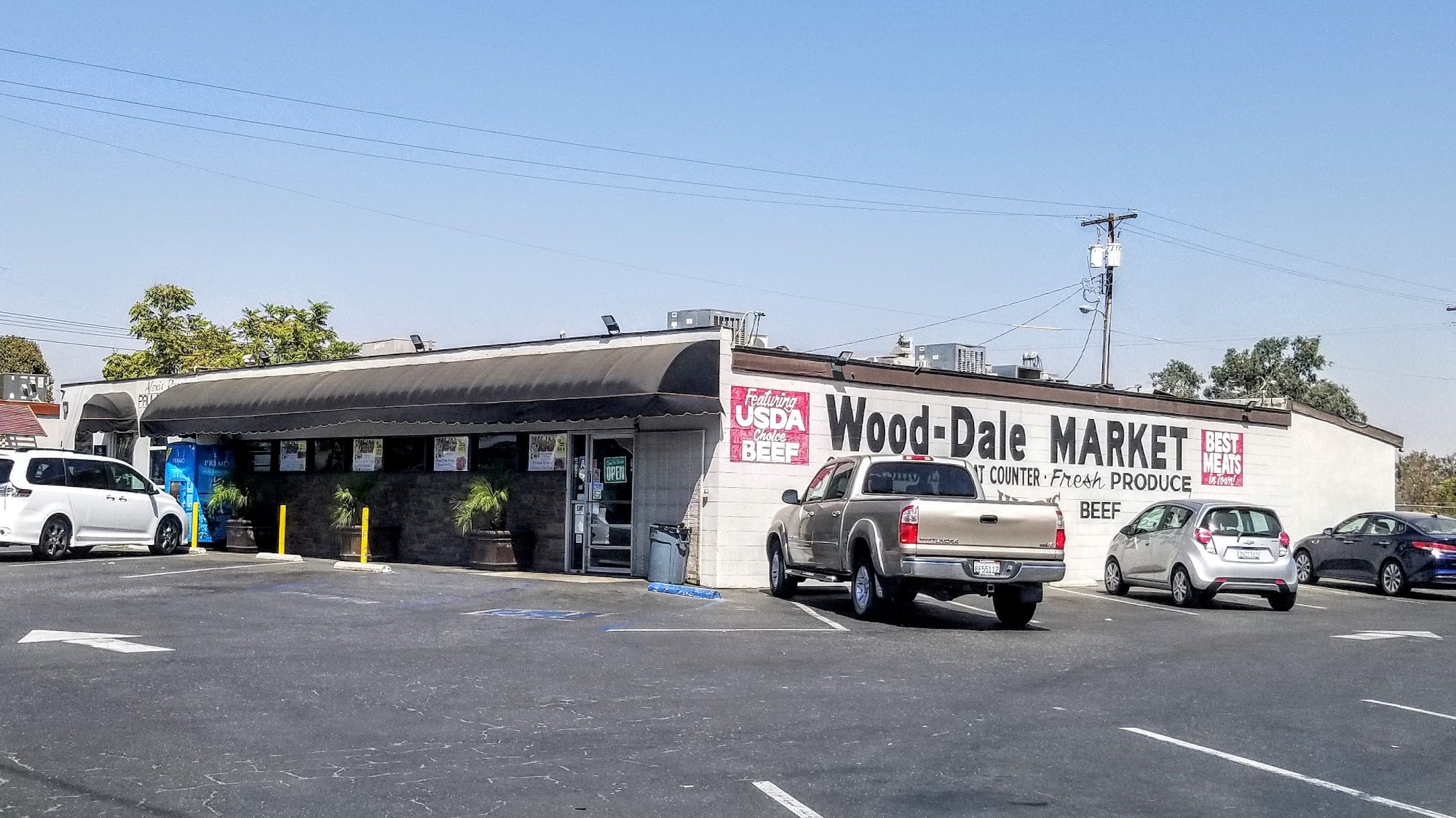 WOOD-DALE MARKET - Bakersfield CA - Hours, Directions, Reviews - Loc8NearMe