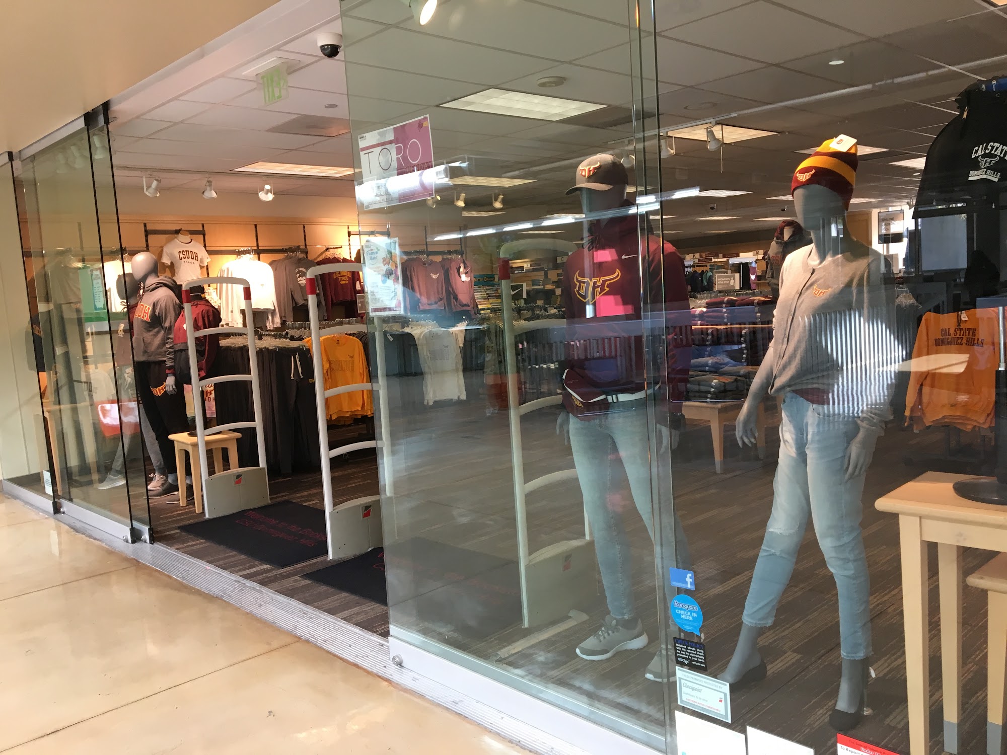 CSUDH UNIVERSITY BOOKSTORE - Carson CA - Hours, Directions, Reviews ...