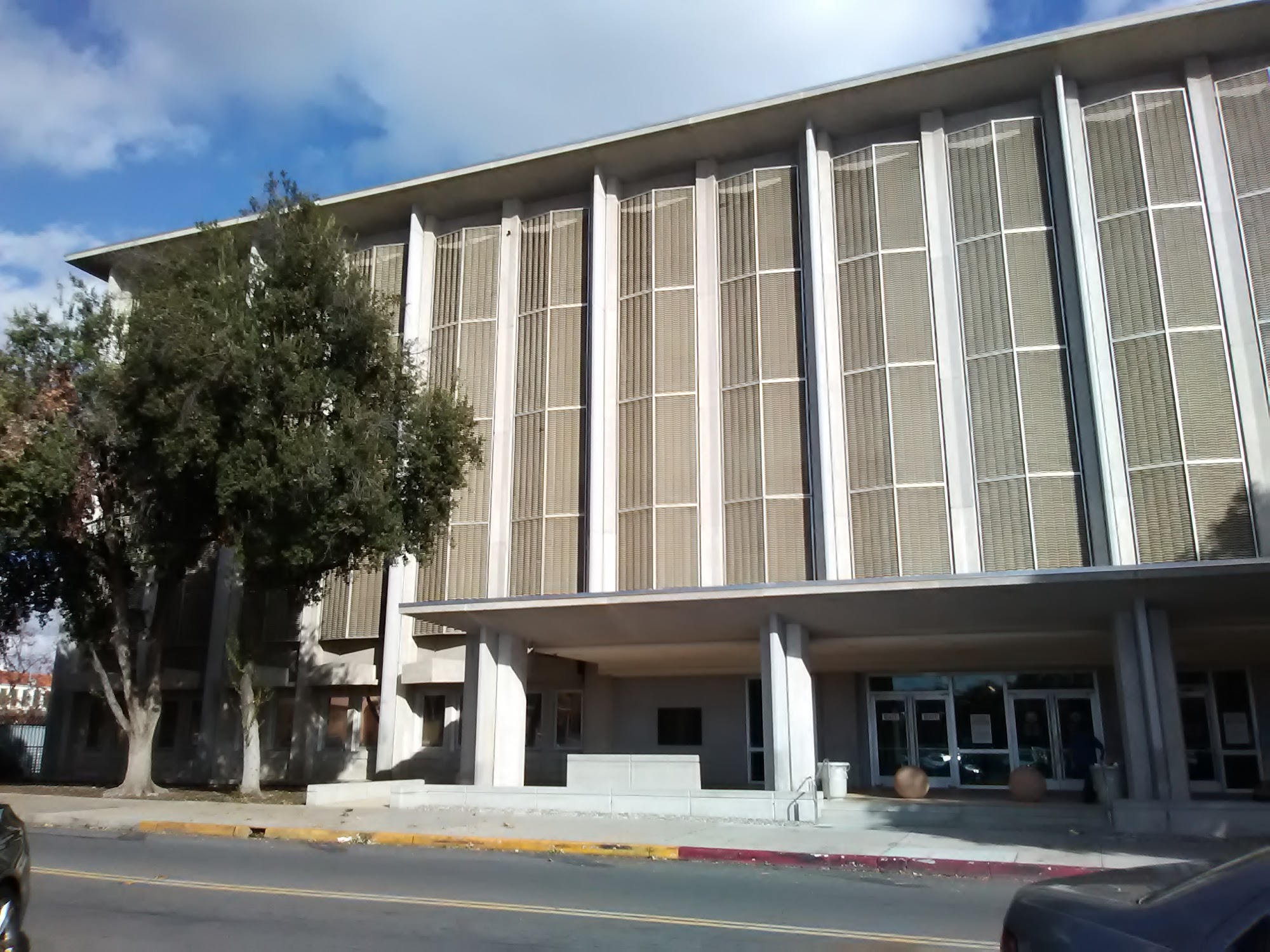 B. F. SISK COURTHOUSE - Fresno CA - Hours, Directions, Reviews - Loc8NearMe