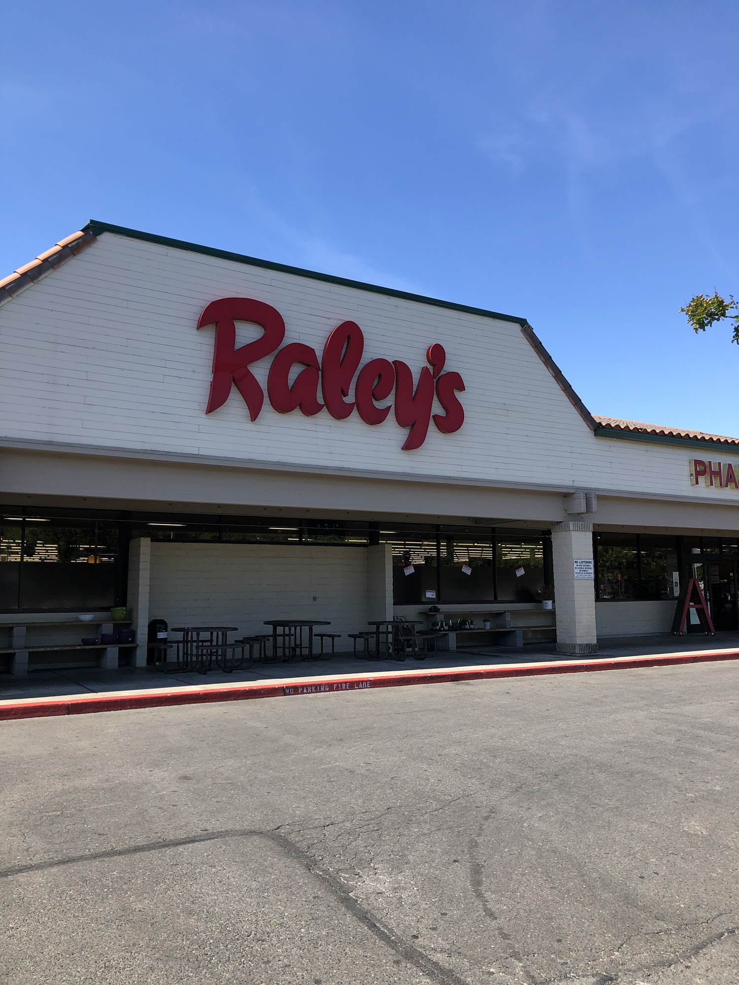 RALEY'S - 3550 G St, Merced CA - Hours, Directions, Reviews - Loc8NearMe