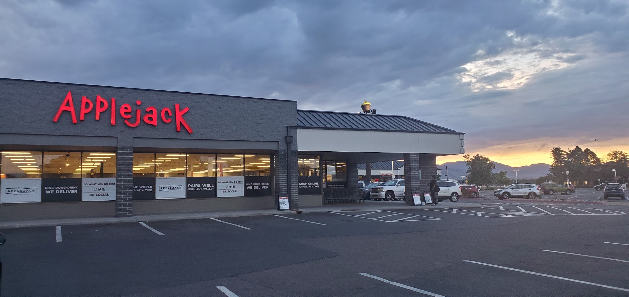 APPLEJACK WINE & SPIRITS - Wheat Ridge CO - Hours, Directions, Reviews ...