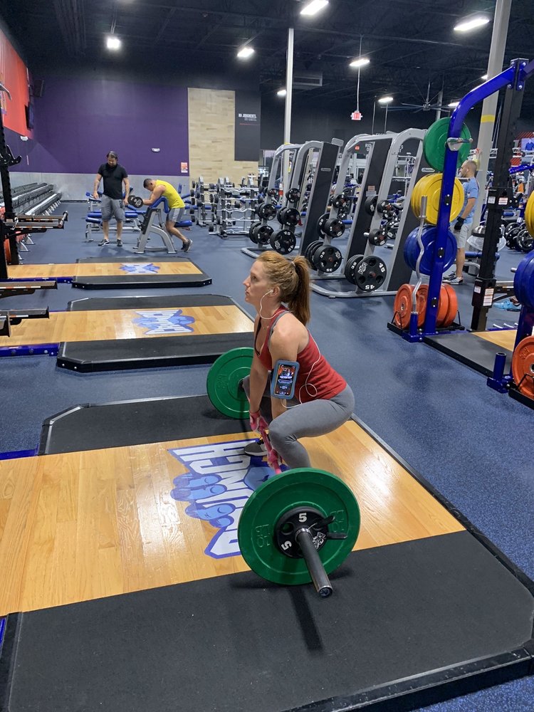 CRUNCH FITNESS - LAKE NONA™ - 11926 Narcoossee Rd #100, Orlando FL ...