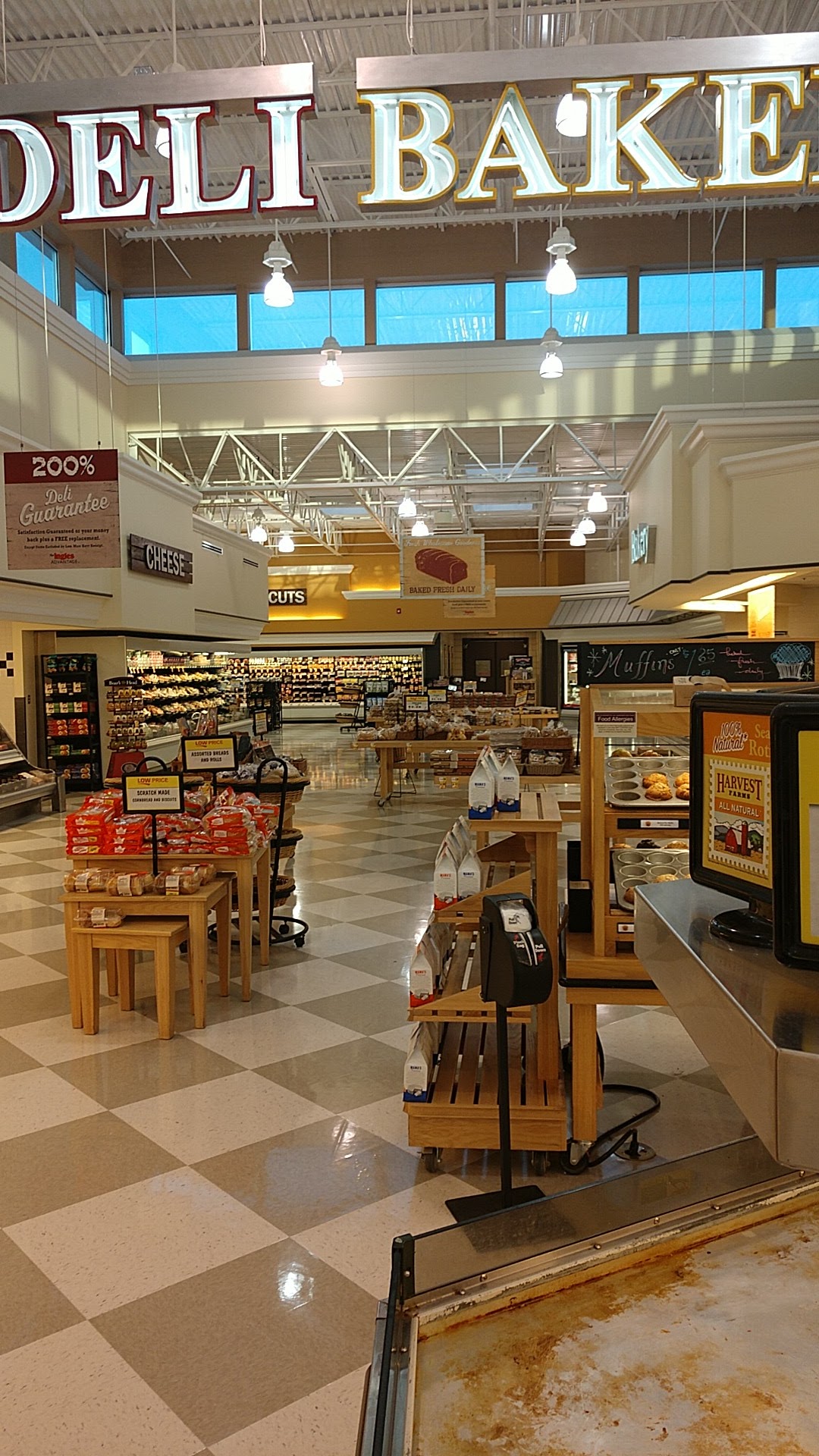 INGLES MARKET - 631 US-341, Barnesville GA - Hours, Directions, Reviews ...