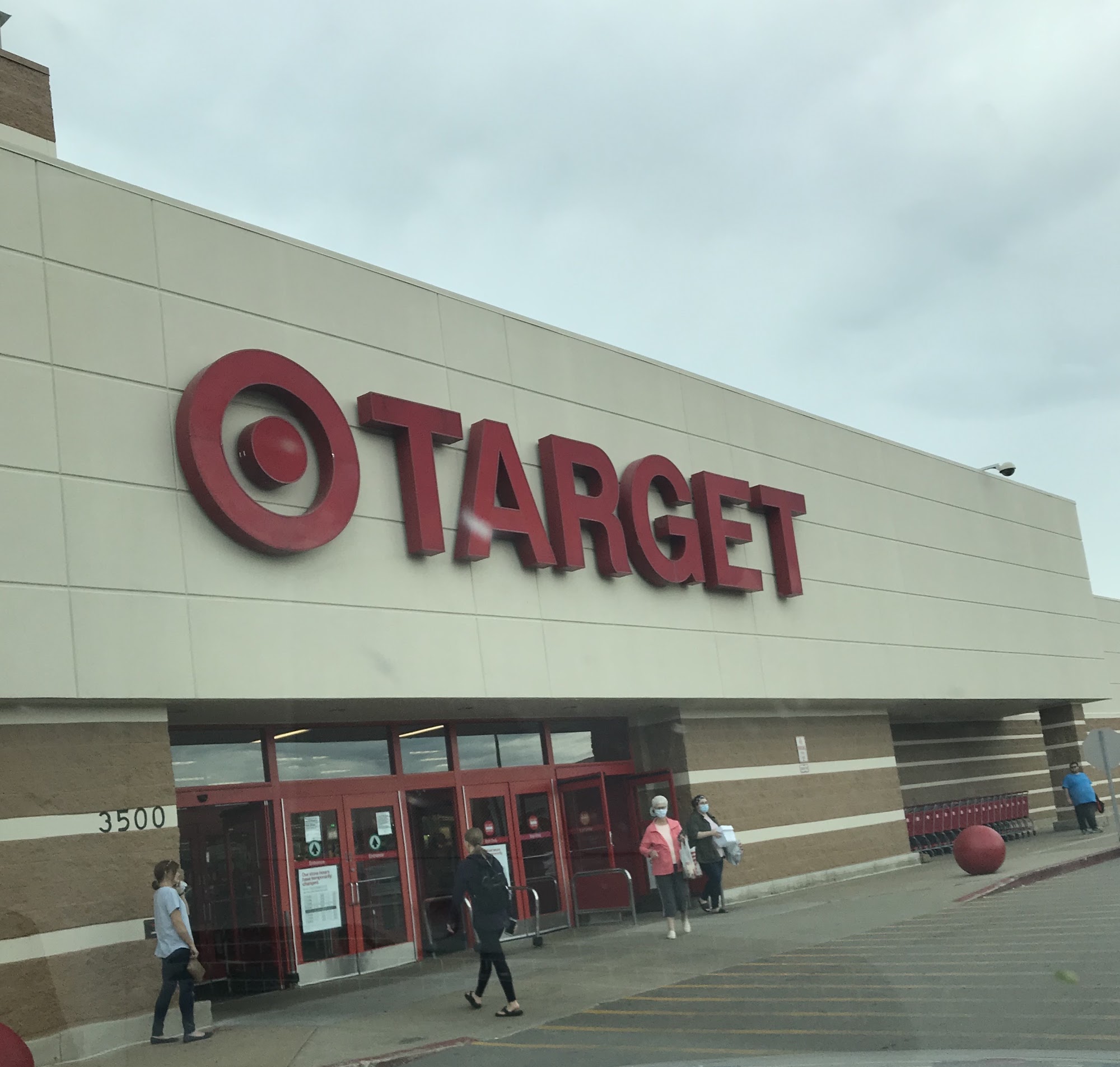 TARGET - 3500 Dodge St, Dubuque IA - Hours, Directions, Reviews ...
