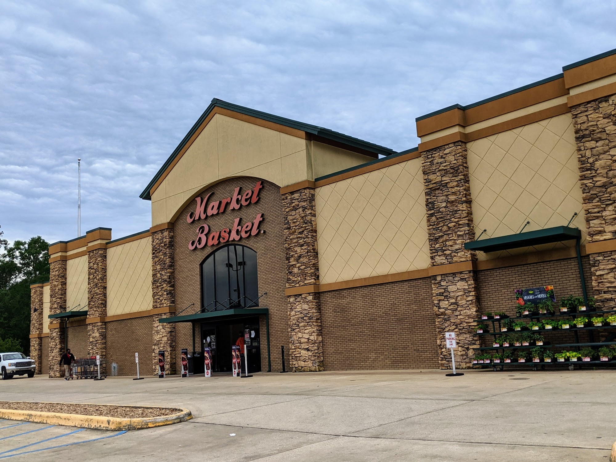MARKET BASKET - 1404 N 6th St, Leesville LA - Hours, Directions, Reviews - Loc8NearMe