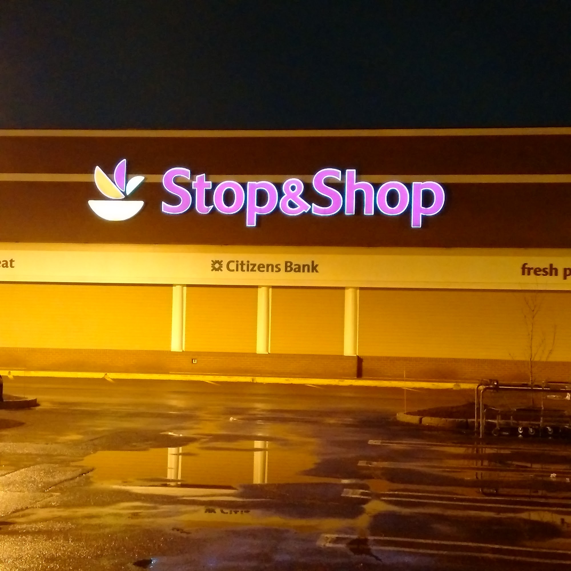 STOP & SHOP - 235 Old Connecticut Path, Framingham MA - Hours ...