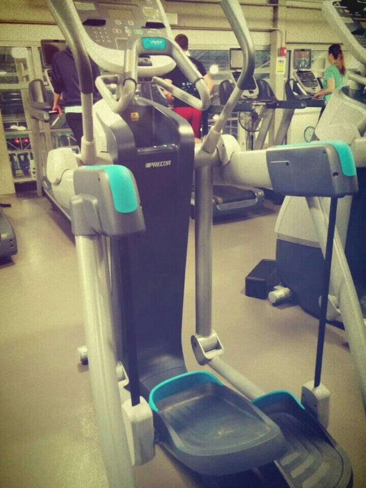 ROGER CARTER COMMUNITY CENTER - Ellicott City MD - Hours, Directions ...