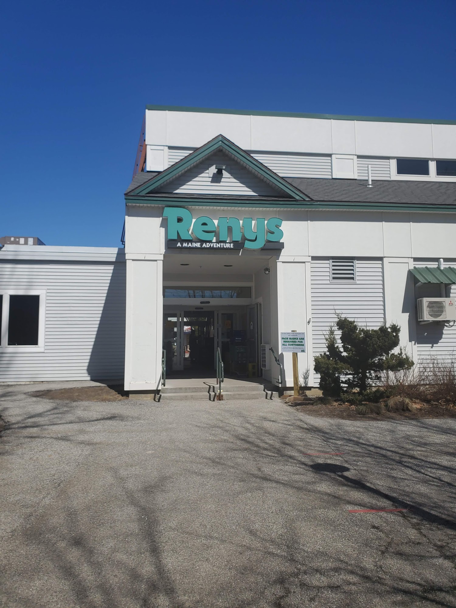 RENYS DEPARTMENT STORE - Bridgton ME - Hours, Directions, Reviews ...