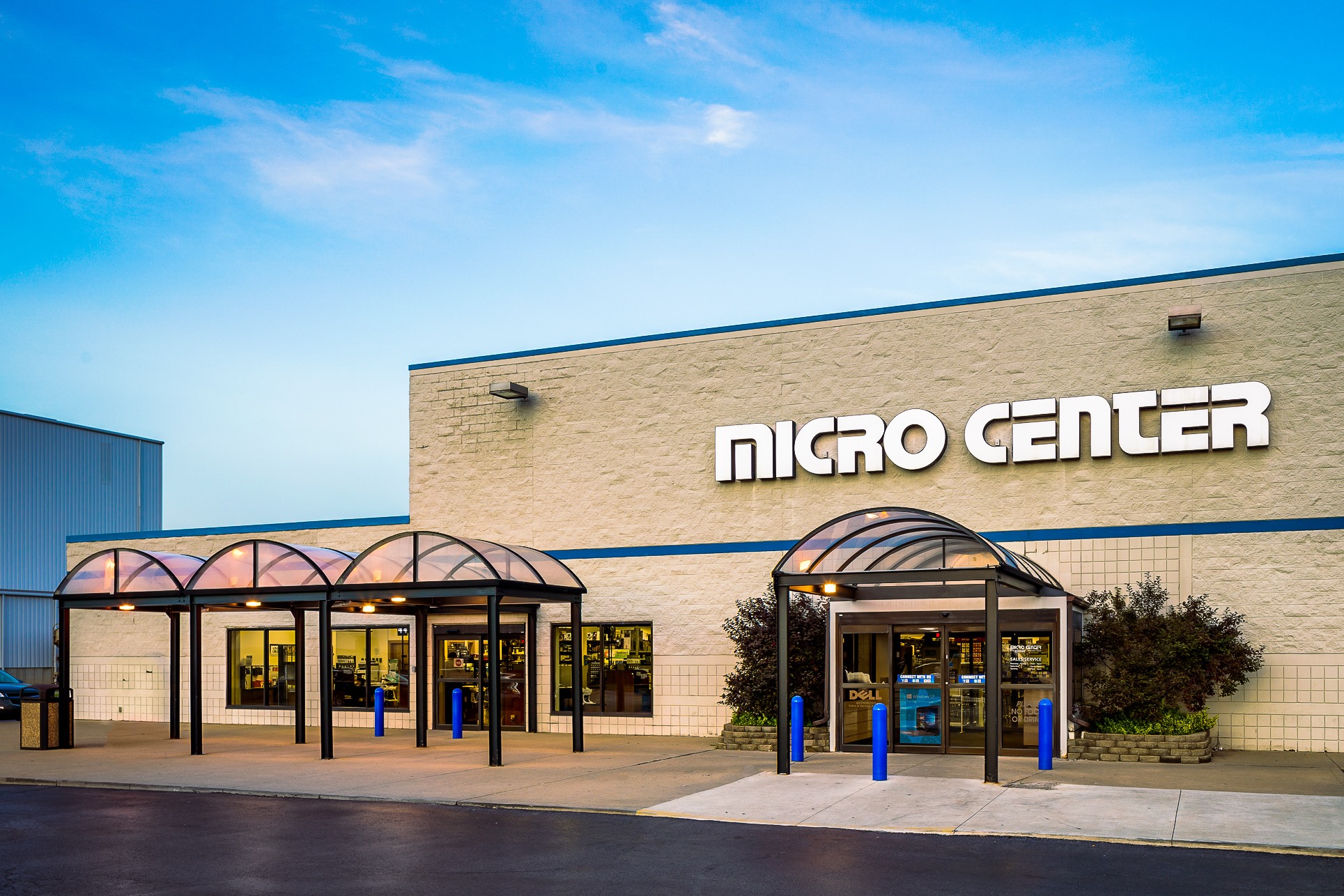 MICRO CENTER - Madison Heights MI - Hours, Directions, Reviews - Loc8NearMe