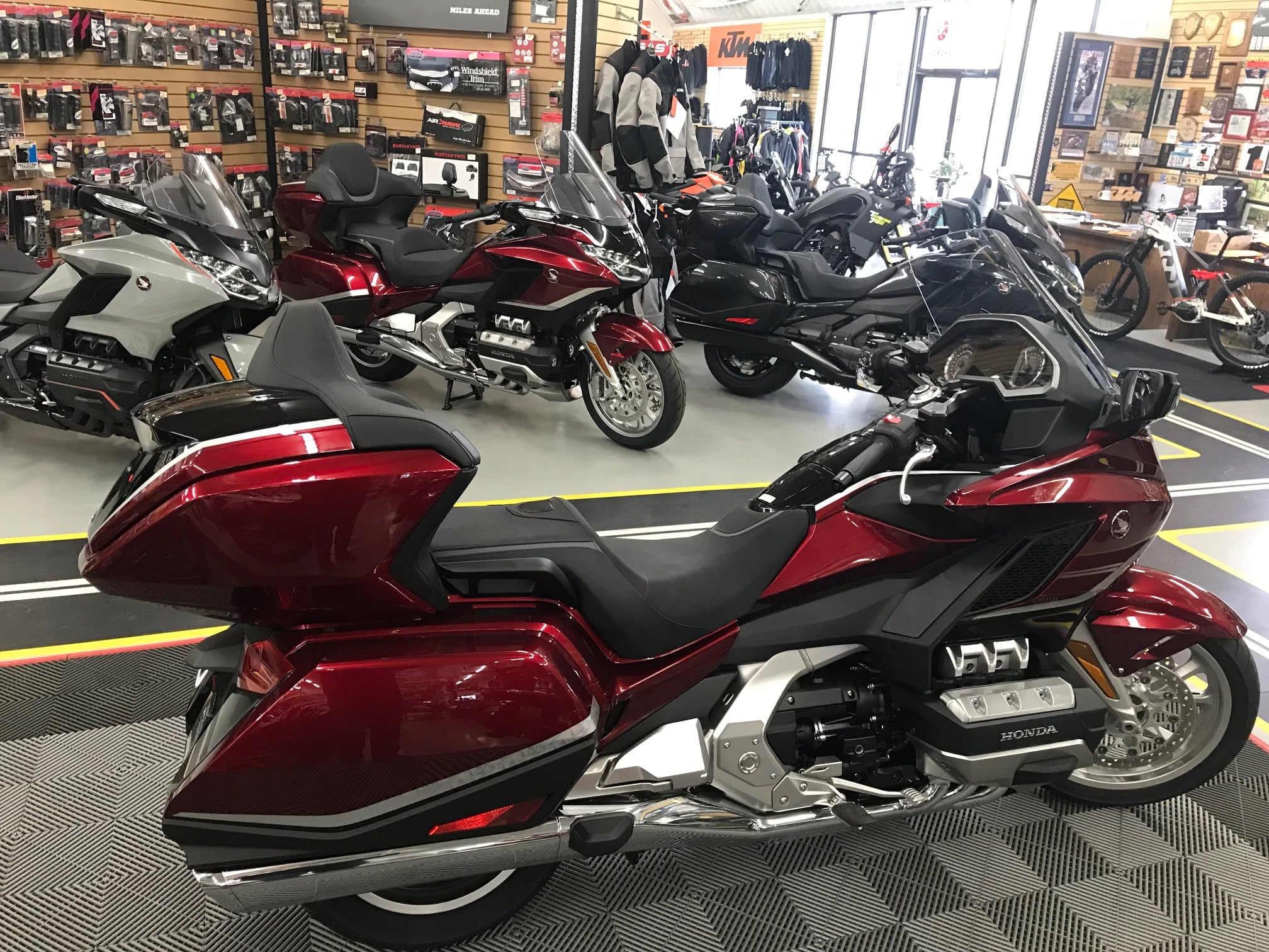 LARSON'S CYCLE INC. - Cambridge MN - Hours, Directions, Reviews ...