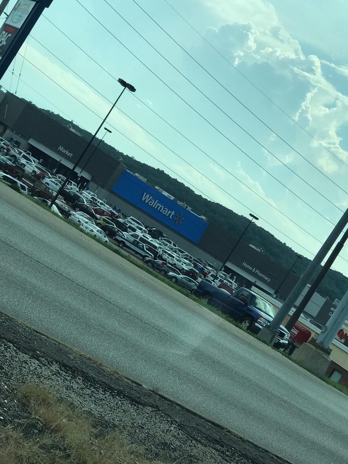 WALMART SUPERCENTER - 707 Walton Dr, Farmington MO - Hours, Directions ...