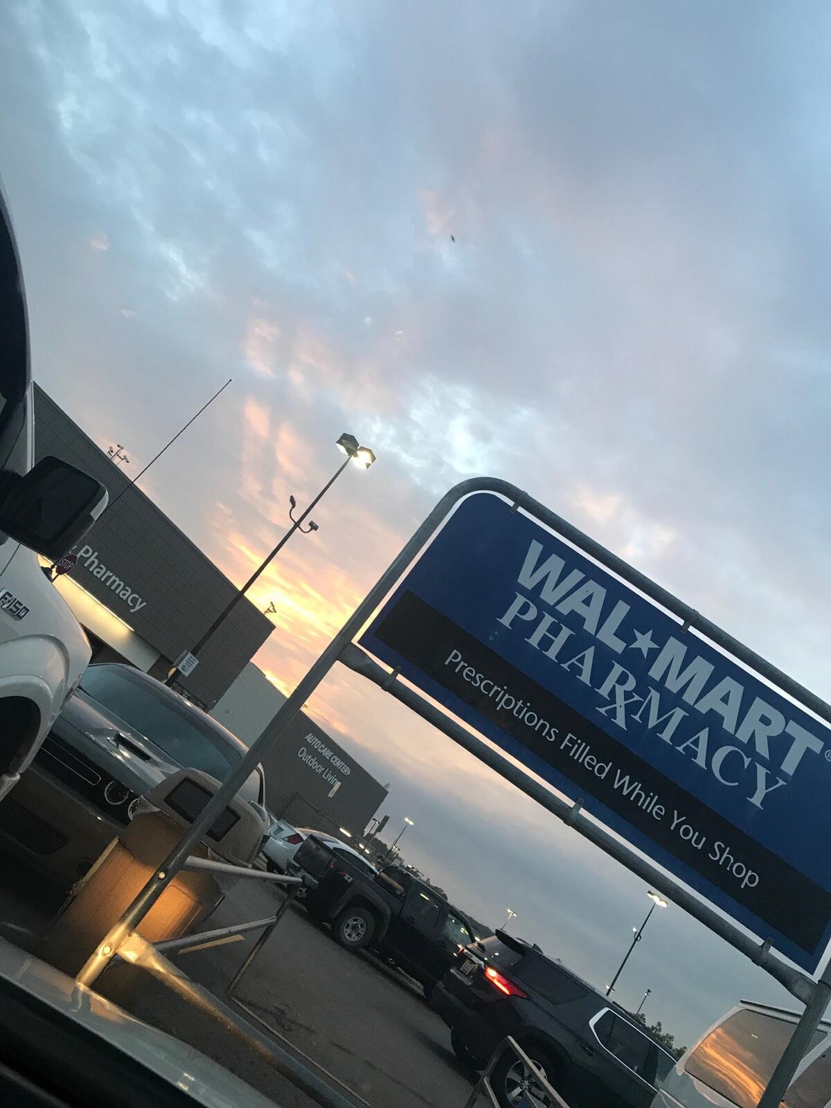 WALMART SUPERCENTER - 707 Walton Dr, Farmington MO - Hours, Directions ...