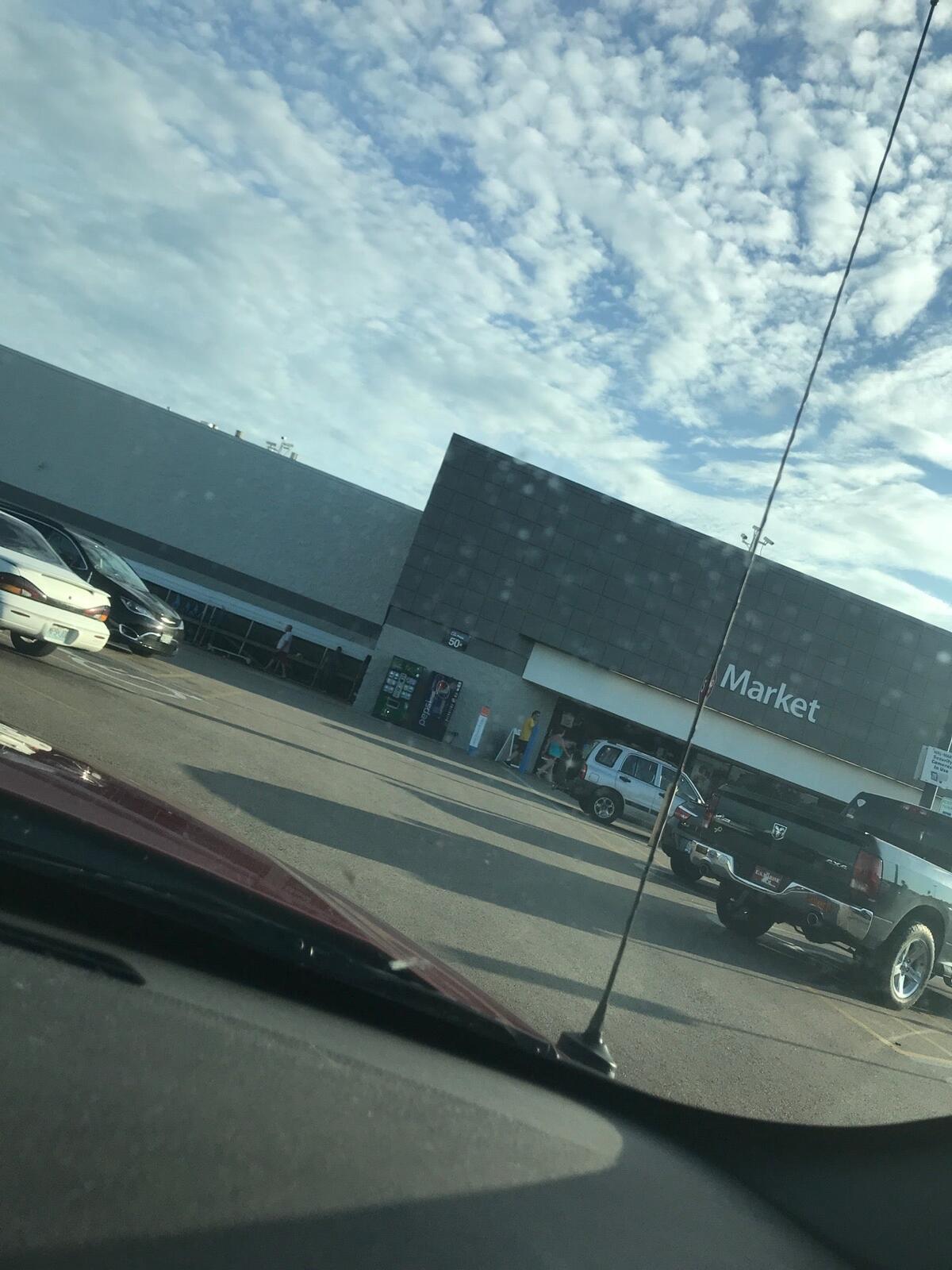 WALMART SUPERCENTER - 707 Walton Dr, Farmington MO - Hours, Directions ...