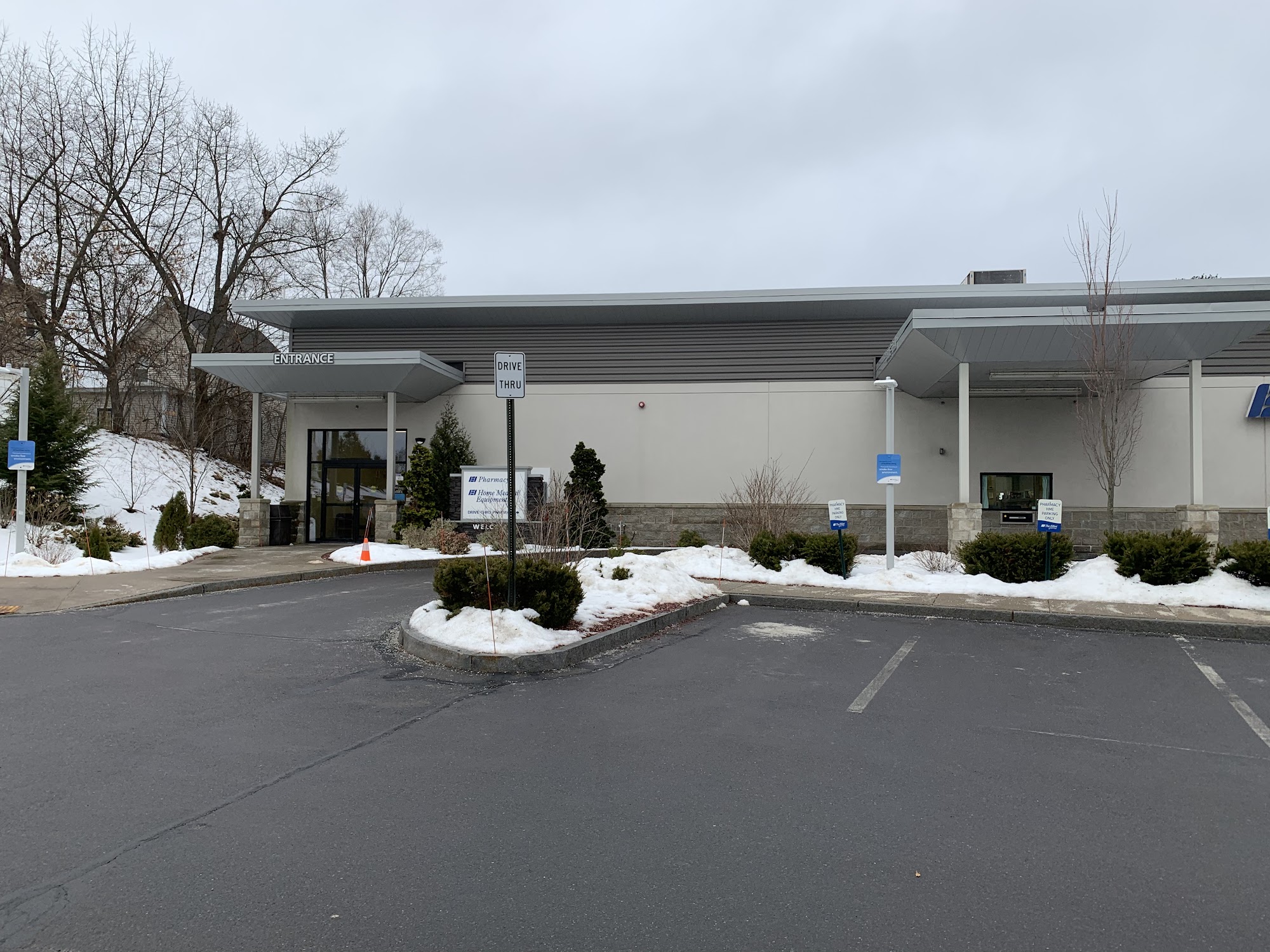 ELLIOT PHARMACY AT RIVER'S EDGE - Manchester NH - Hours, Directions ...