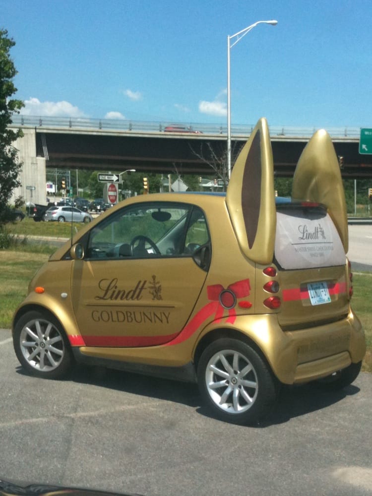 LINDT & SPRUNGLI USA - Stratham NH - Hours, Directions, Reviews ...