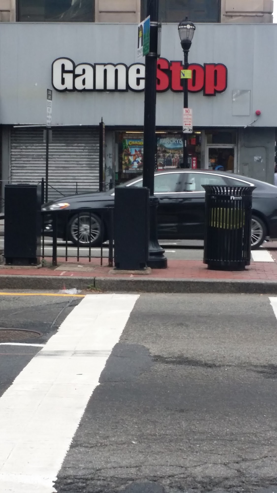 GAMESTOP - 786 Broad St, Newark NJ - Hours, Directions, Reviews ...