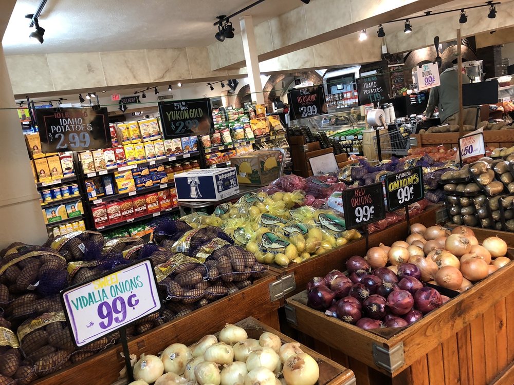 SWEET BERRY FRESH MARKET - Wickliffe OH - Hours, Directions, Reviews ...