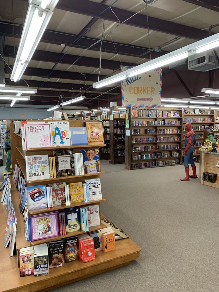 GARDNER'S USED BOOKS & COMICS - Tulsa OK - Hours, Directions, Reviews ...