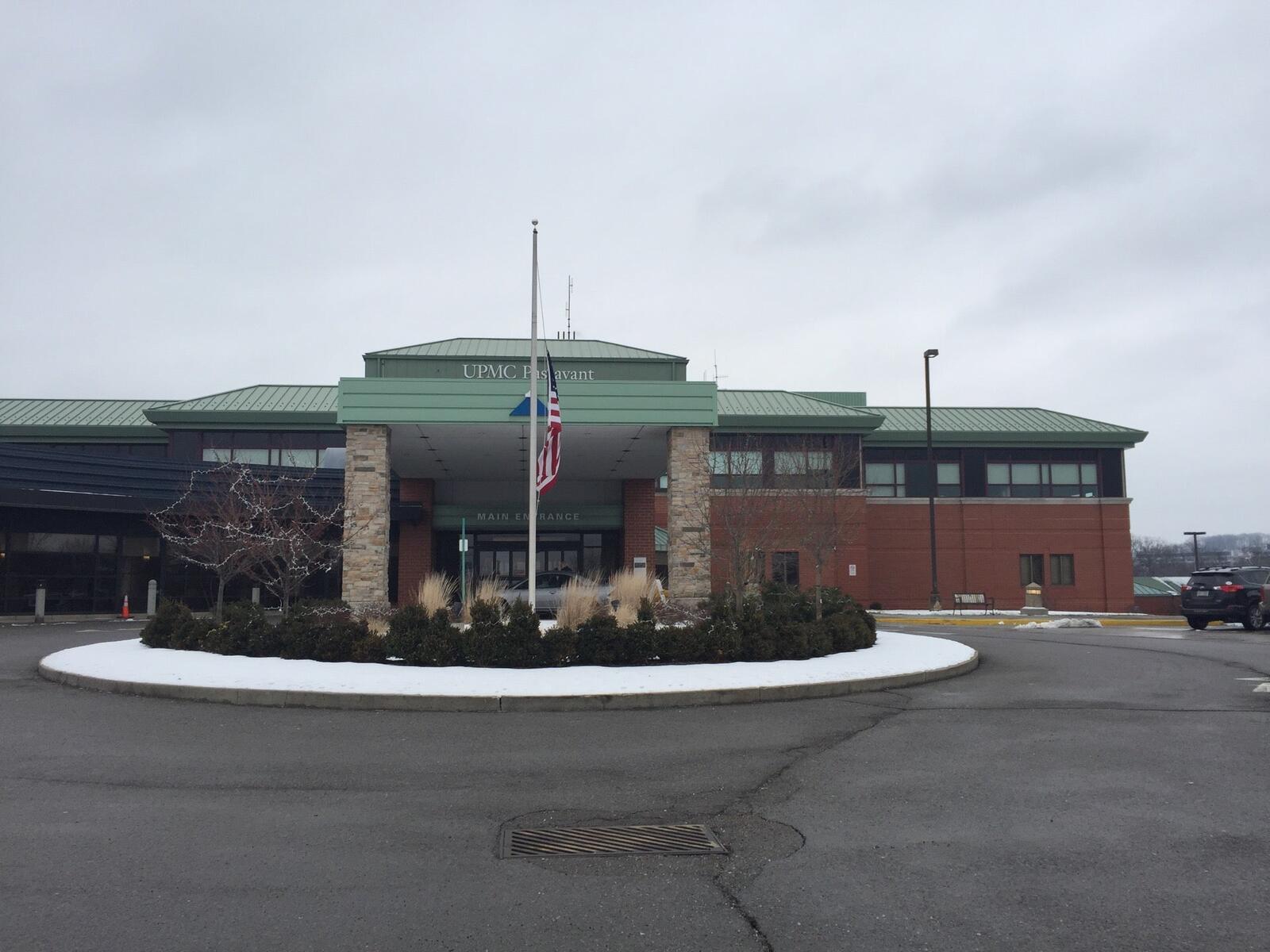 UPMC PASSAVANT - CRANBERRY - Cranberry PA - Hours, Directions, Reviews ...