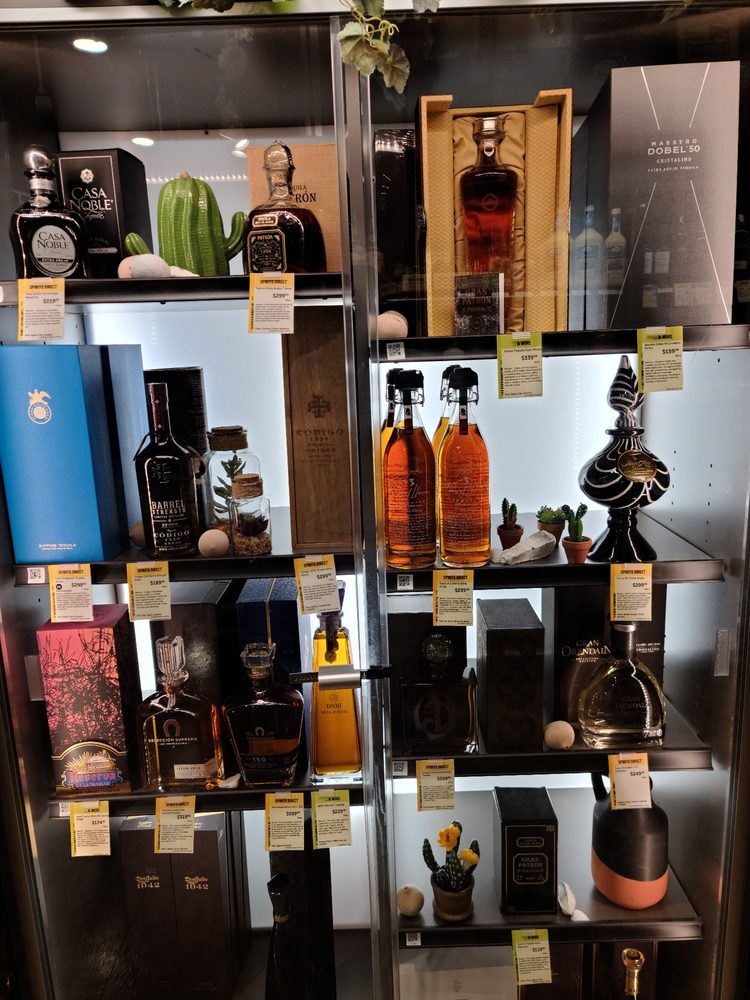 TOTAL WINE & MORE - 1501 North Highway 17 Wando Crossing, Mt Pleasant ...