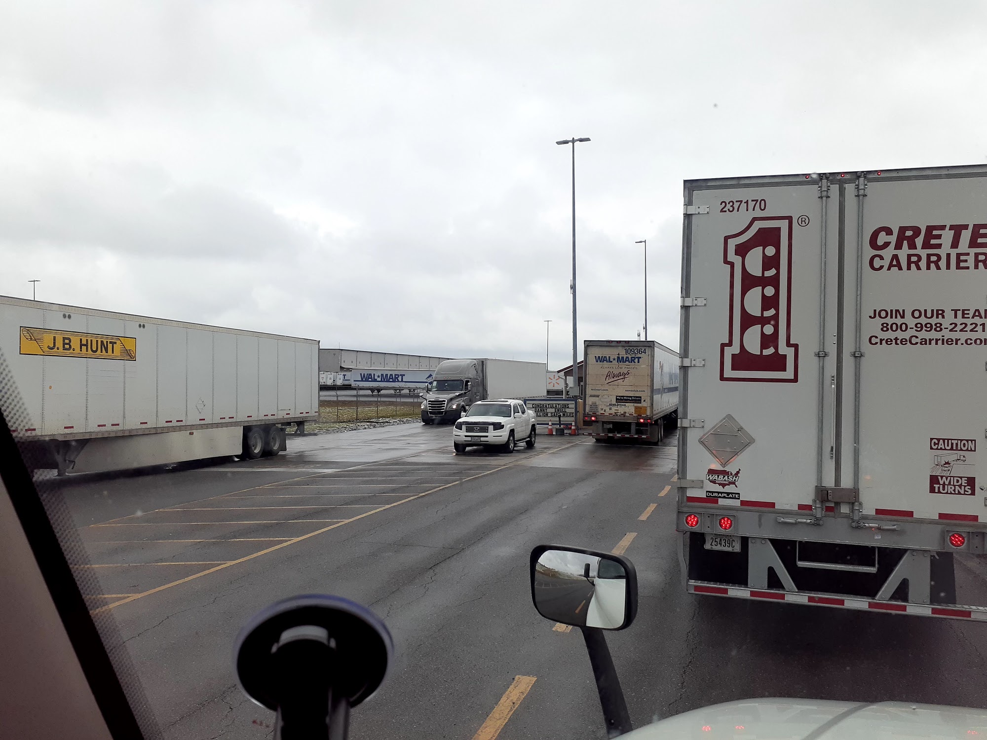 WALMART DISTRIBUTION CENTER - Midway TN - Hours, Directions, Reviews ...