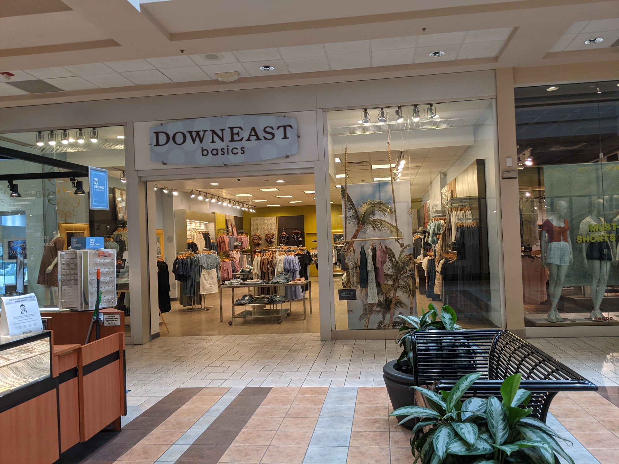 LAYTON HILLS MALL - Layton UT - Hours, Directions, Reviews - Loc8NearMe