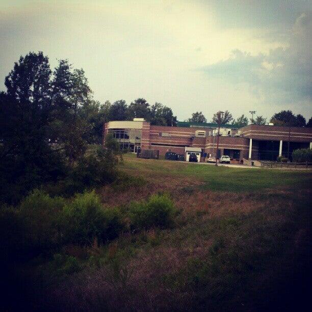 SOUTH RUN REC CENTER - Springfield VA - Hours, Directions, Reviews ...