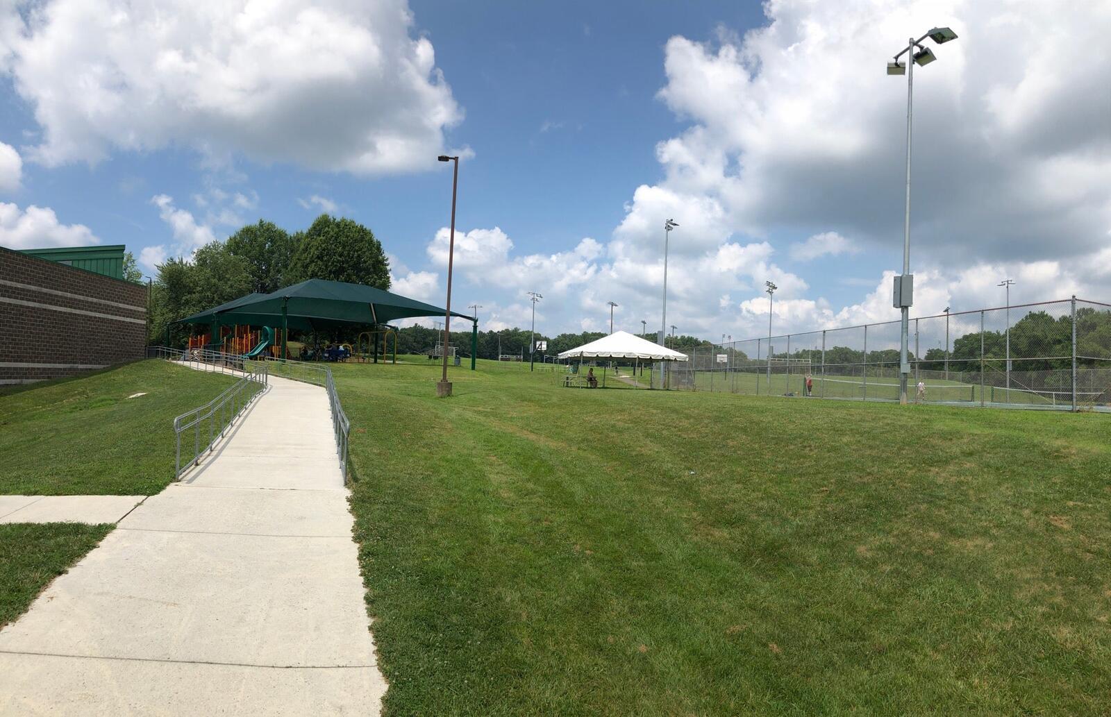 SOUTH RUN REC CENTER - Springfield VA - Hours, Directions, Reviews ...