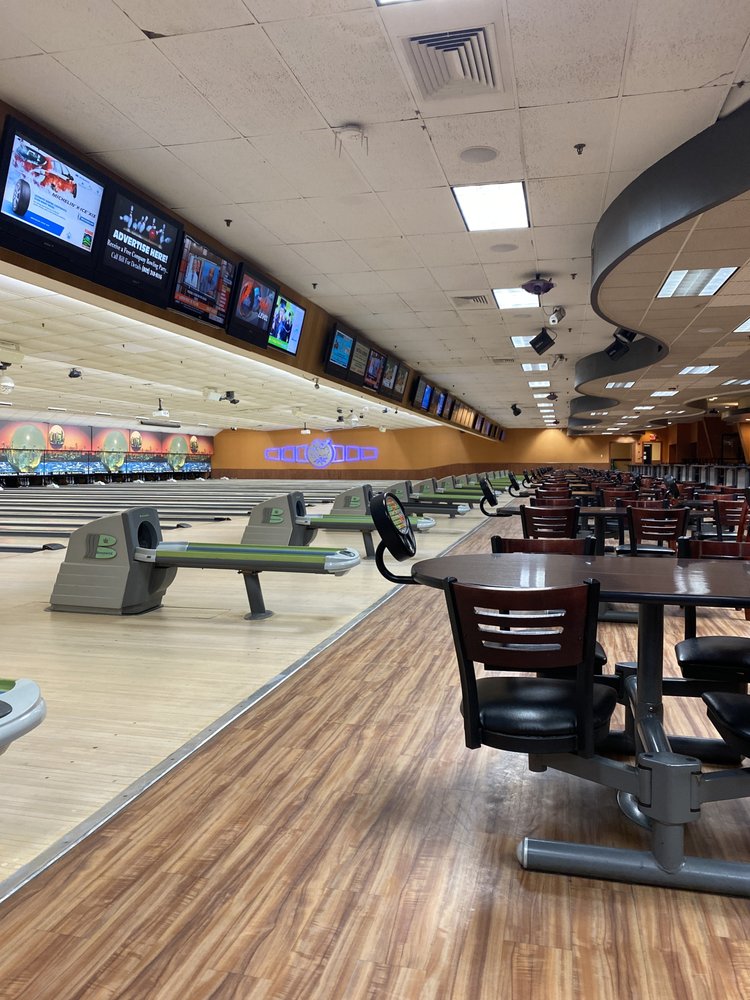 SPARE TIME COLCHESTER - Colchester VT - Hours, Directions, Reviews ...