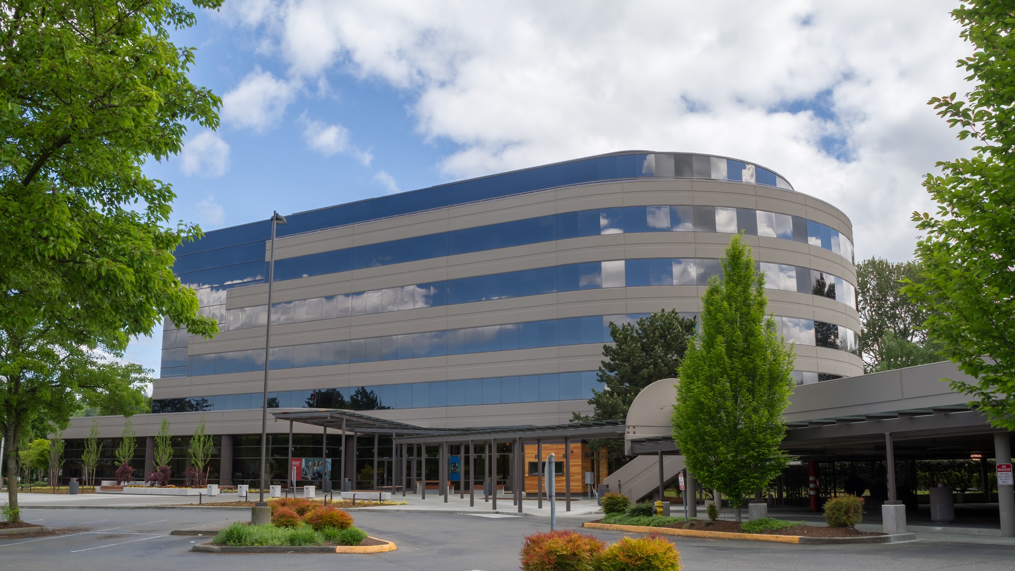 BECU CREDIT UNION - 12770 Gateway Dr, Tukwila WA - Hours, Directions ...