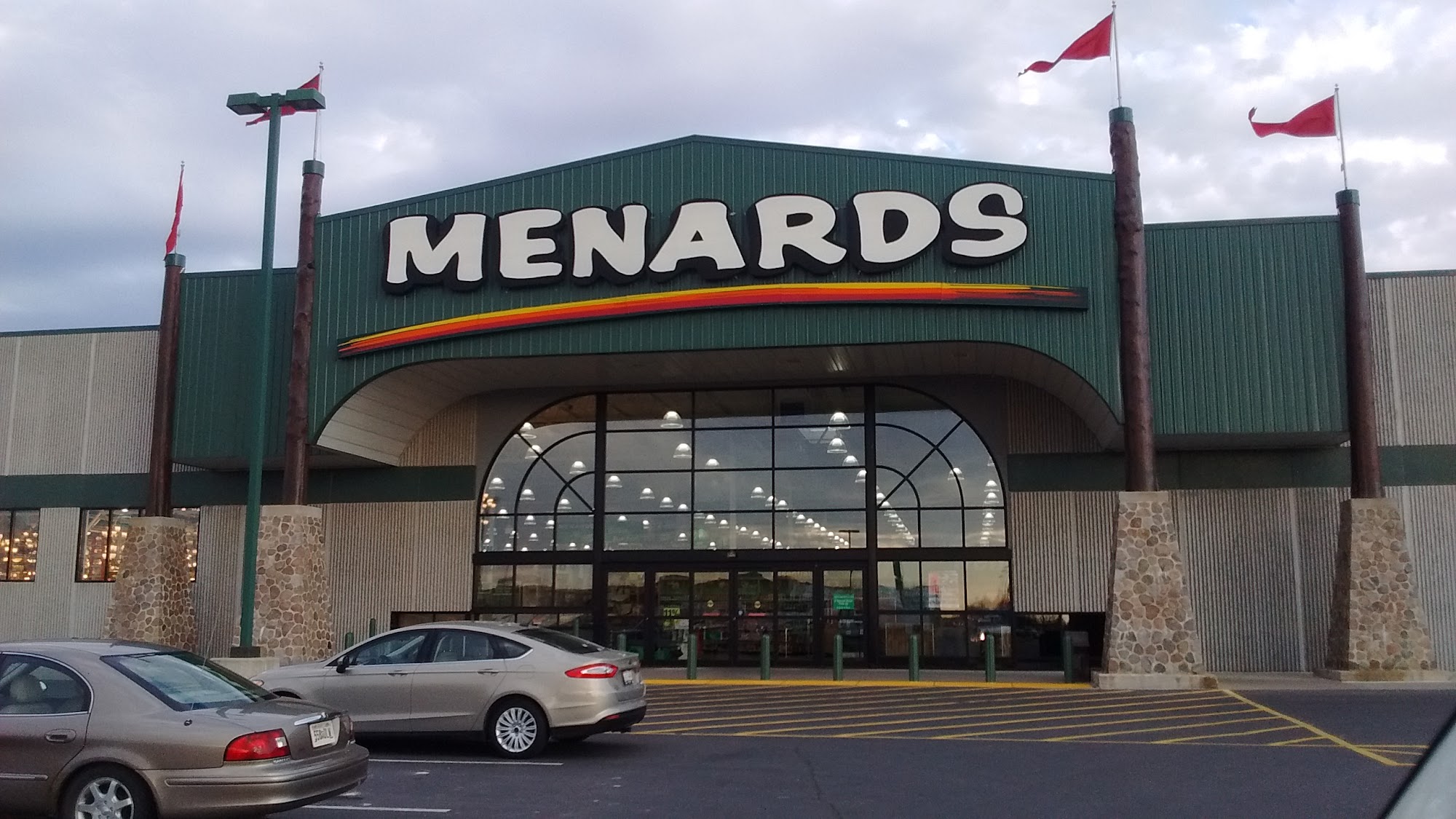 MENARDS - 121 Frances Ln, Beaver Dam WI - Hours, Directions, Reviews ...