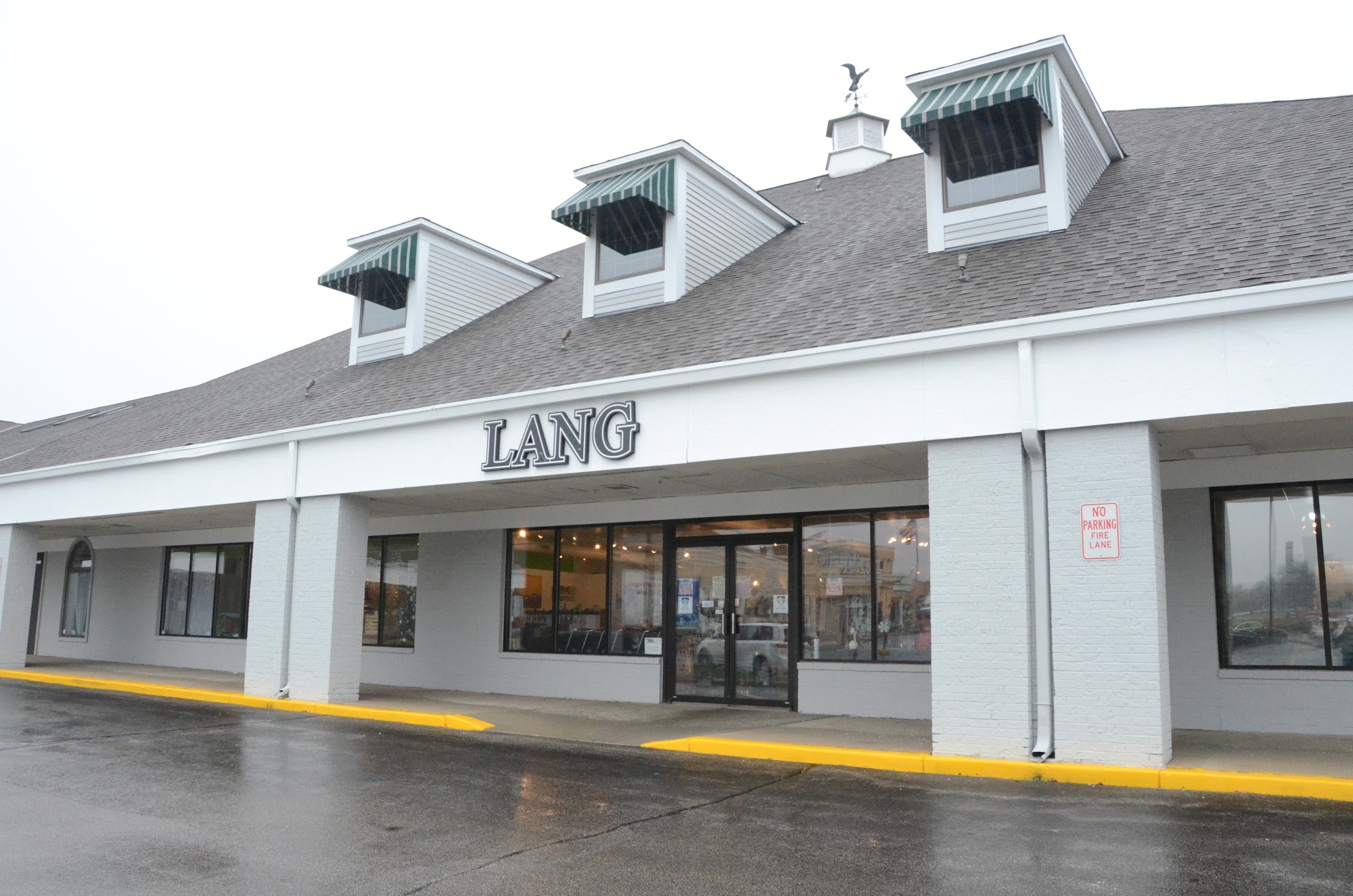 LANG SEASONAL OUTLET - BROOKFIELD - Brookfield WI - Hours, Directions ...