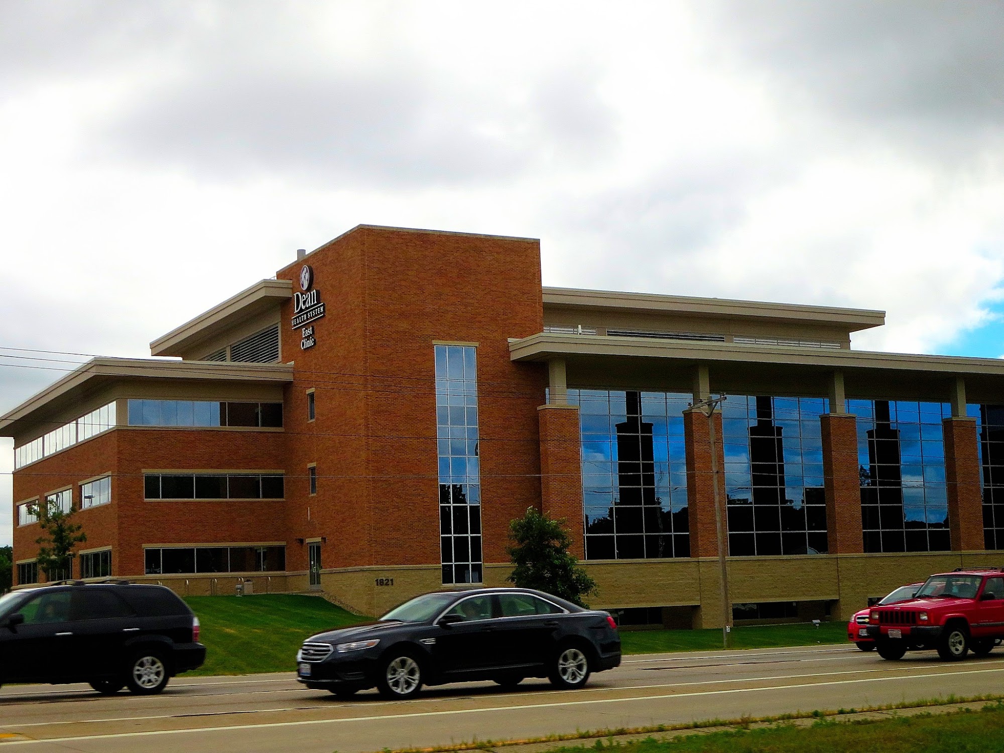 SSM HEALTH DAVIS DUEHR DEAN EYE CARE - Madison WI - Hours, Directions ...