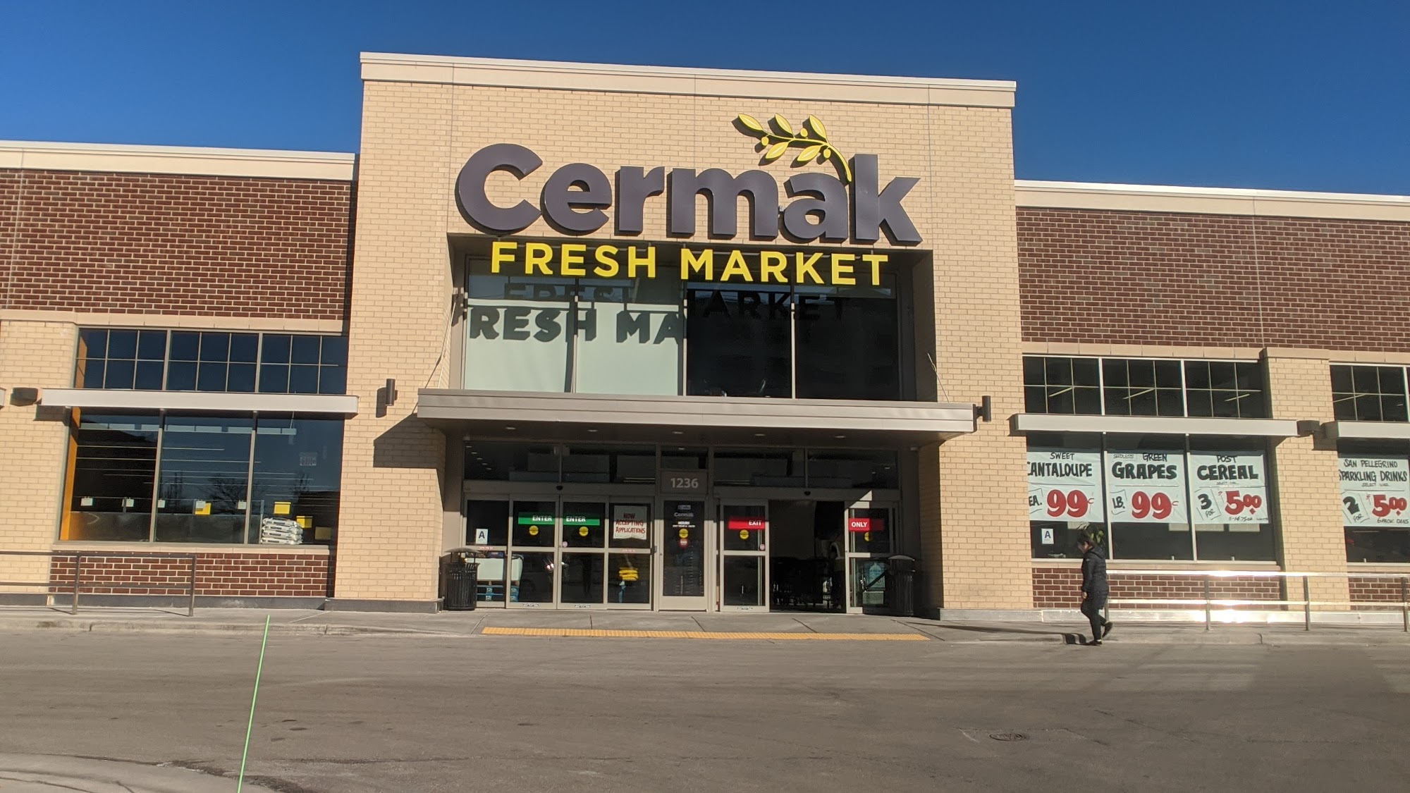 CERMAK FRESH MARKET - Milwaukee WI - Hours, Directions, Reviews ...