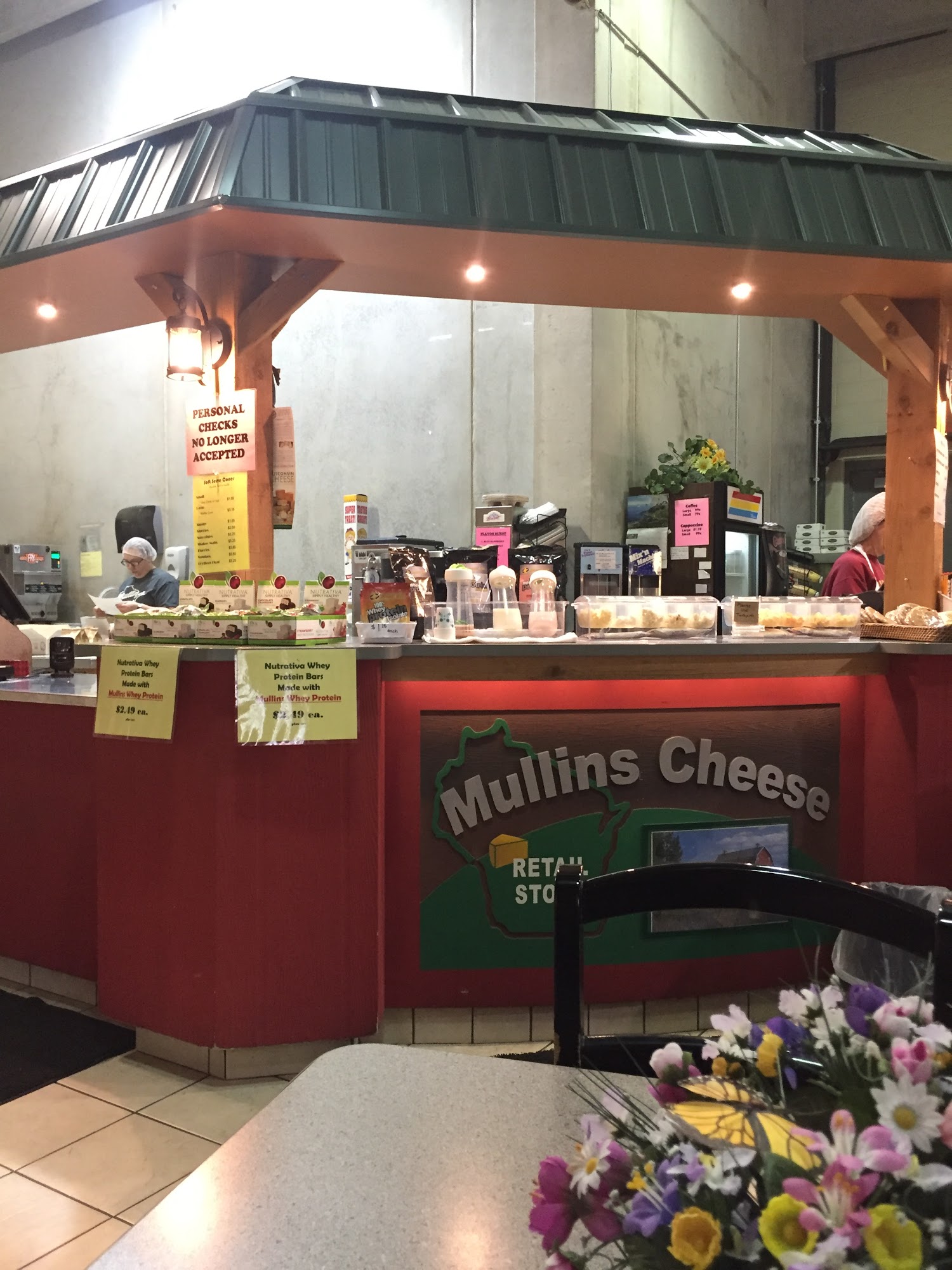 MULLINS CHEESE RETAIL STORE - Mosinee WI - Hours, Directions, Reviews ...