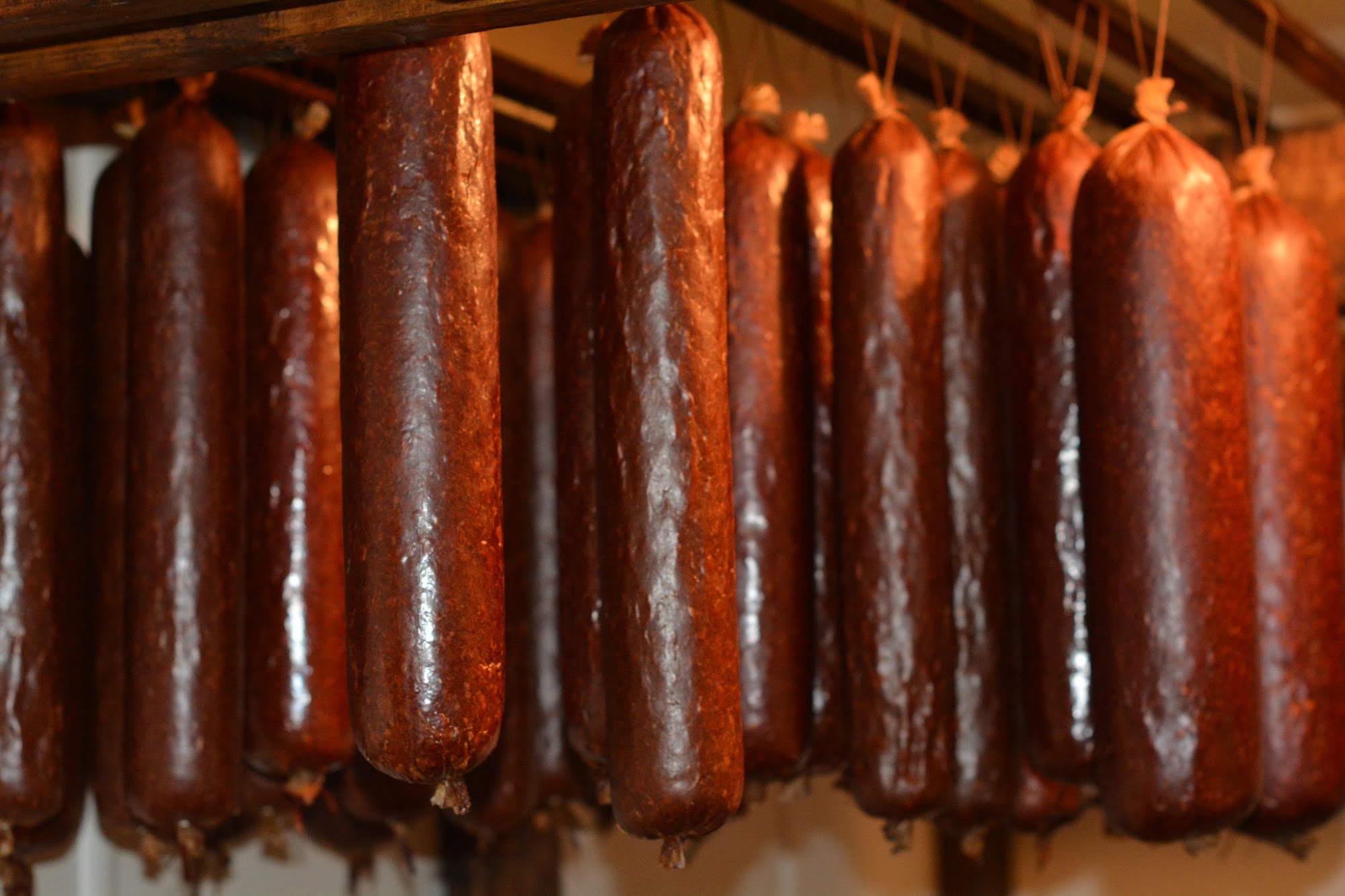 HELD'S MEAT AND CHEESE MARKET - Slinger WI - Hours, Directions, Reviews ...